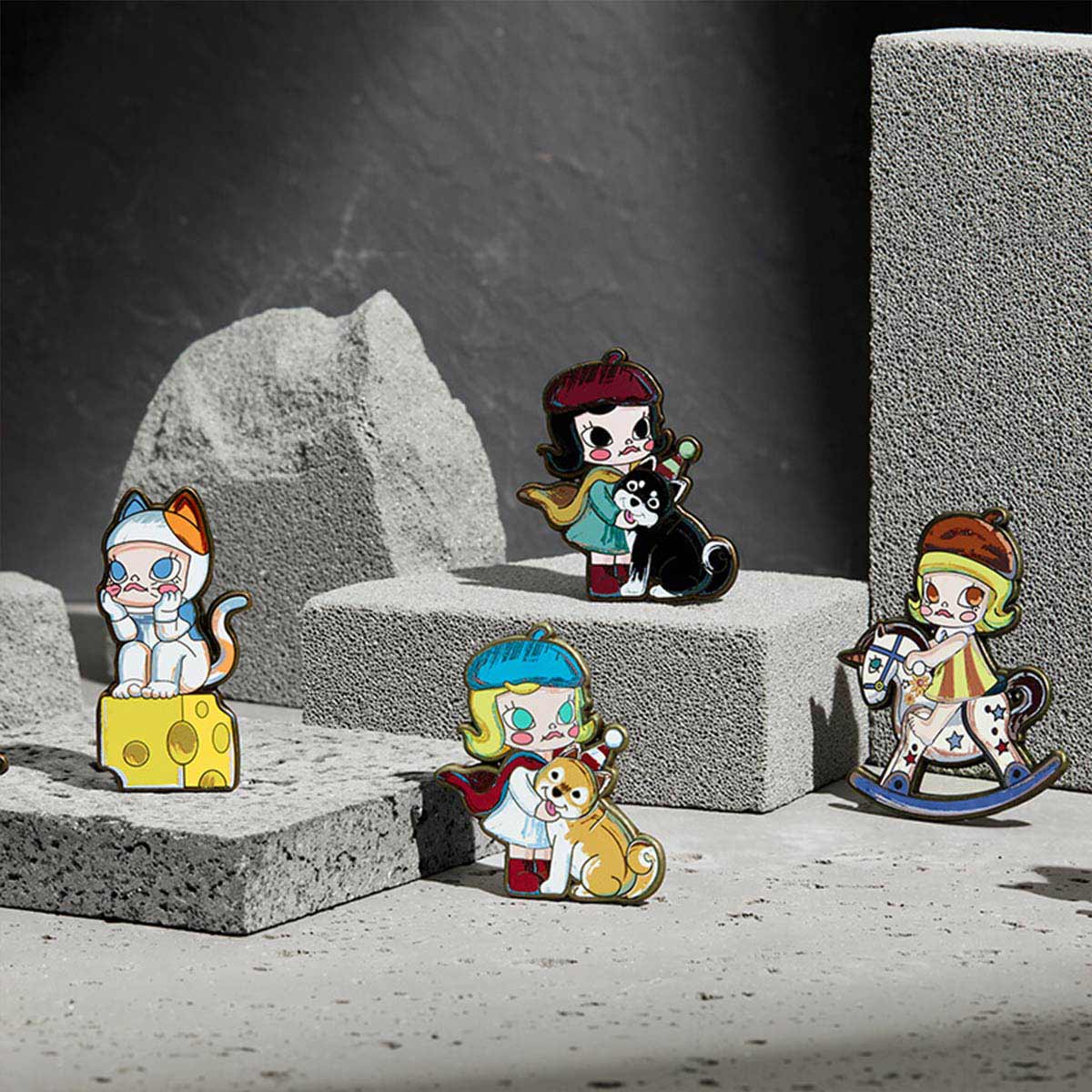 MOLLY Anniversary Statues Classical Retro Series-Badge Blind Box - POP ...