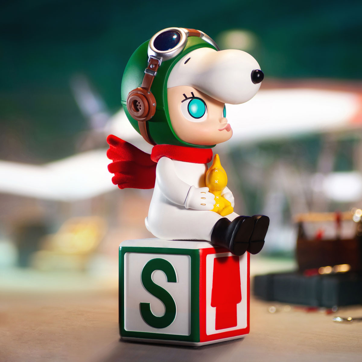 MOLLY x Snoopy Figure - POP MART (Thailand)