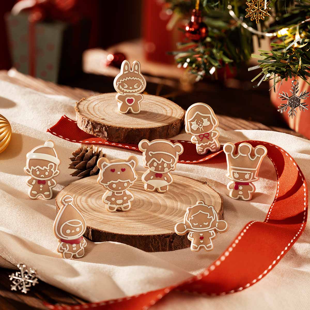 POP BEAN Gingerbread Man Set - POP MART (Thailand)