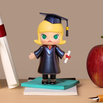 MOLLY Happy Graduation Figure - POP MART (Spain)