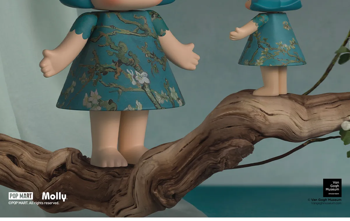 MEGA ROYAL MOLLY 1000% Van Gogh Museum Almond Blossom - POP MART (Japan)