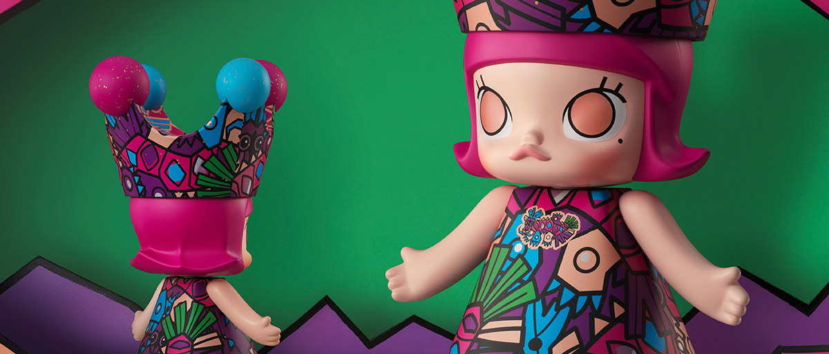 MEGA ROYAL MOLLY 400% HAN MEILIN - POP MART (Macao, China) MEGA ROYAL MOLLY 400% HAN MEILIN - POP MART (Macao, China)
