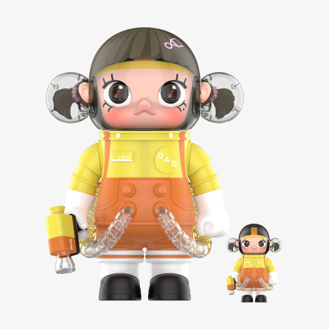 MEGA SPACE MOLLY 400% Sanrio Characters Series - POP MART (Singapore)