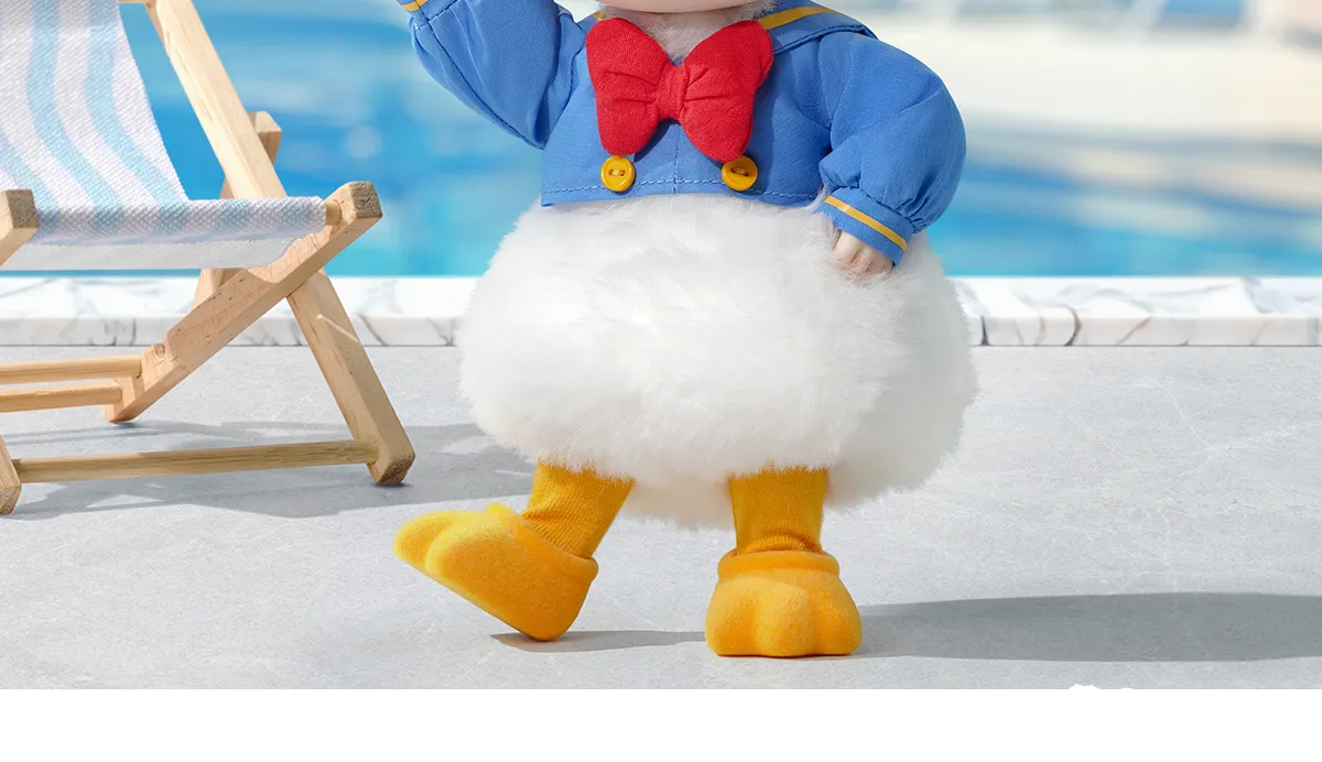 DIMOO Donald Duck 1/8 Action Figure - POP MART (Macao, China)