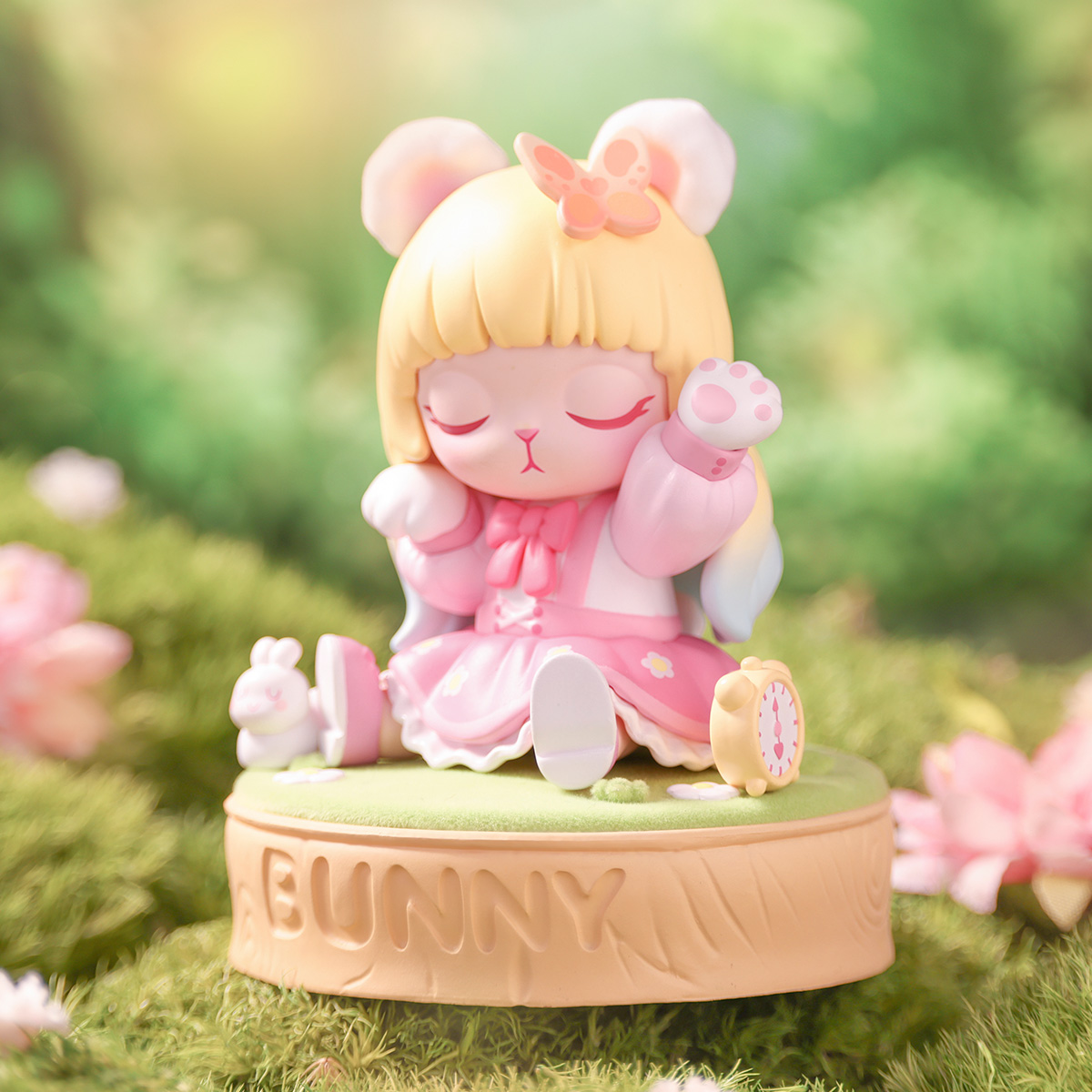 BUNNY Pink Sweetheart Figurine - POP MART (Vietnam)